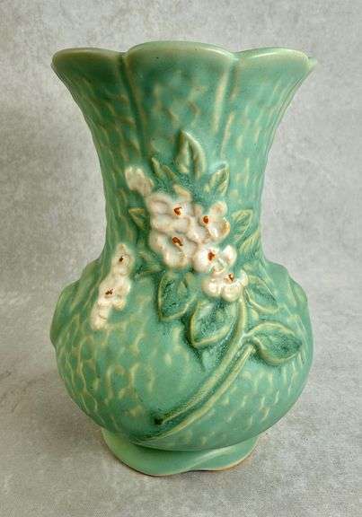 Weller Pottery Green Floral Vase - Mantle Auctioneer