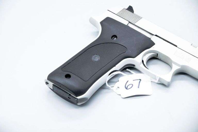 Smith & Wesson Model 622 Pistol - 22 LR - SN: TCM5513 - Adam Marshall ...
