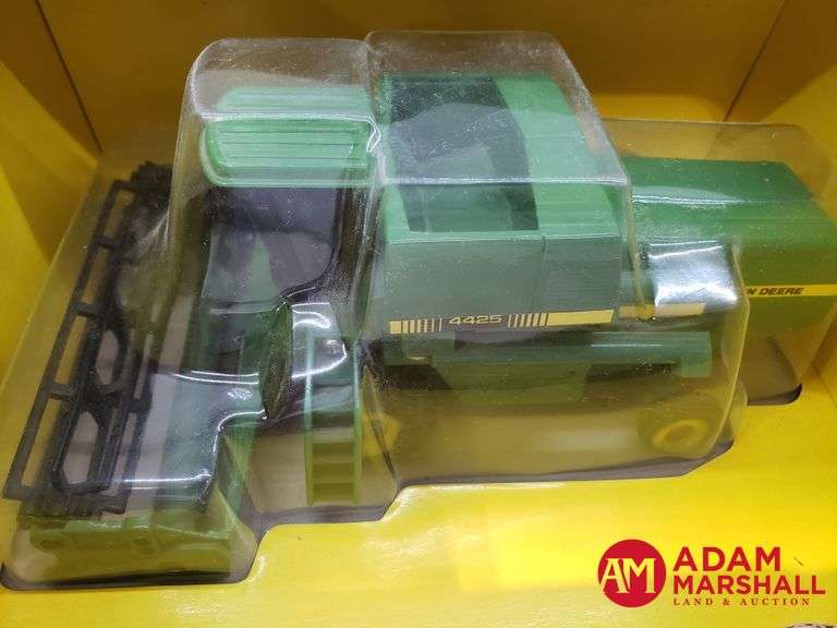 John Deere 1/50 Turbo & 4425 Combine 1/50 #506 - Adam Marshall Land ...