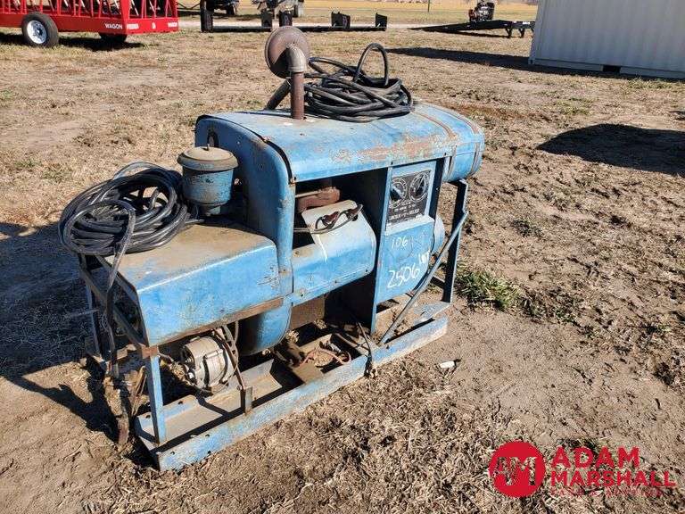 Lincoln Shield Arc SA-200 Welder - Adam Marshall Land & Auction, LLC