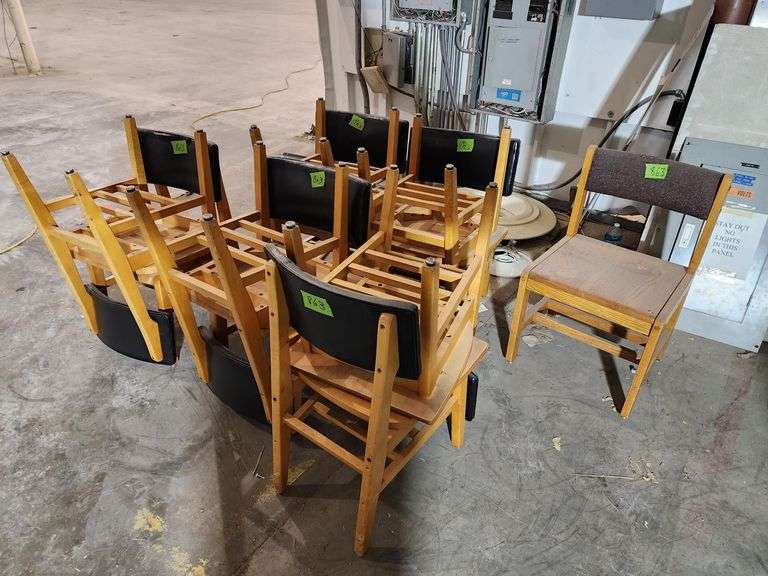 (11) Chairs - Adam Marshall Land & Auction, LLC