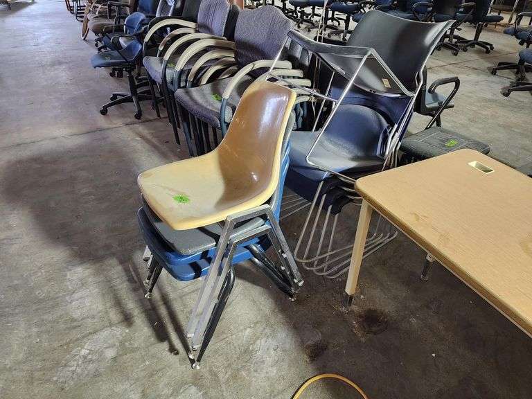 (9) Chairs - Adam Marshall Land & Auction, LLC