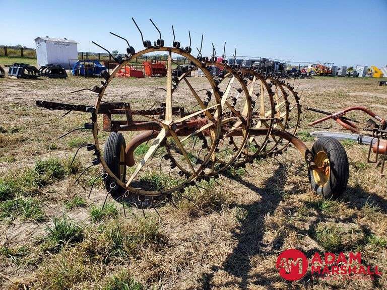 Farmhand F76B 5 Wheel Hay Rake - Adam Marshall Land & Auction, LLC