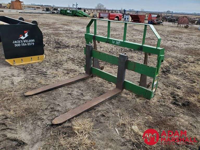 Frontier Pallet Forks For Loader - Adam Marshall Land & Auction, LLC