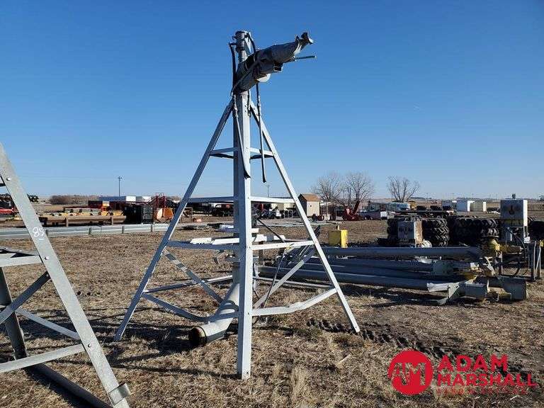 Center Pivot Point - Adam Marshall Land & Auction, LLC