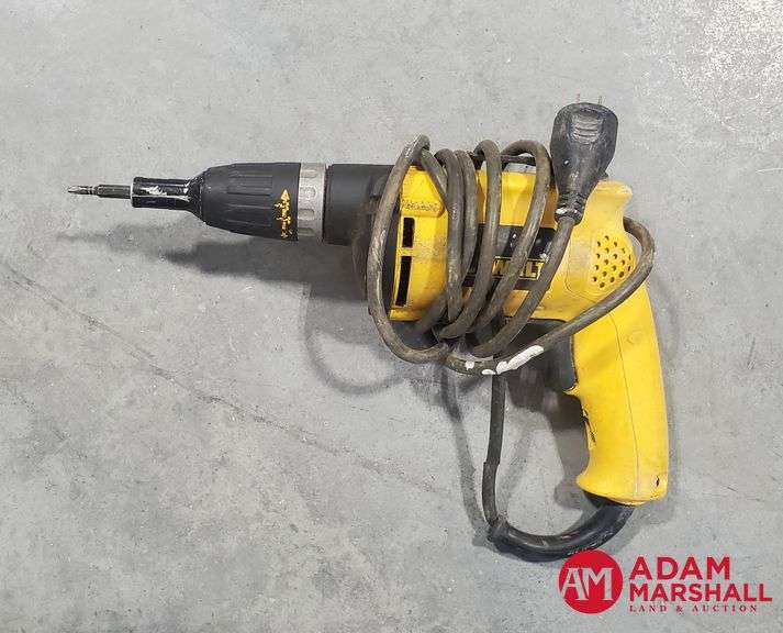 DeWalt - DW255 Corded VSR Drywall Screwdriver & DWE402 Corded 4-1/2 ...