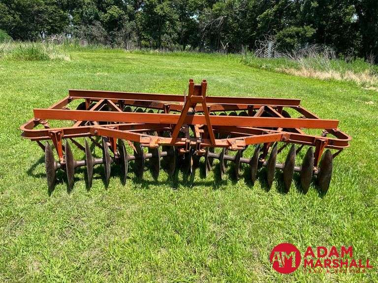 International 10FT Disk - Adam Marshall Land & Auction, LLC