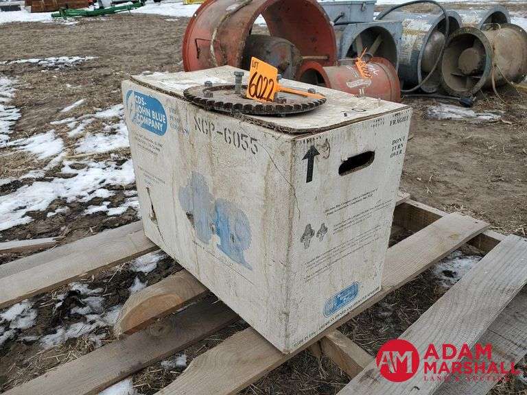 CDS John Blue Company NGP-6055 Piston Pump & (1) Sprocket - Adam ...