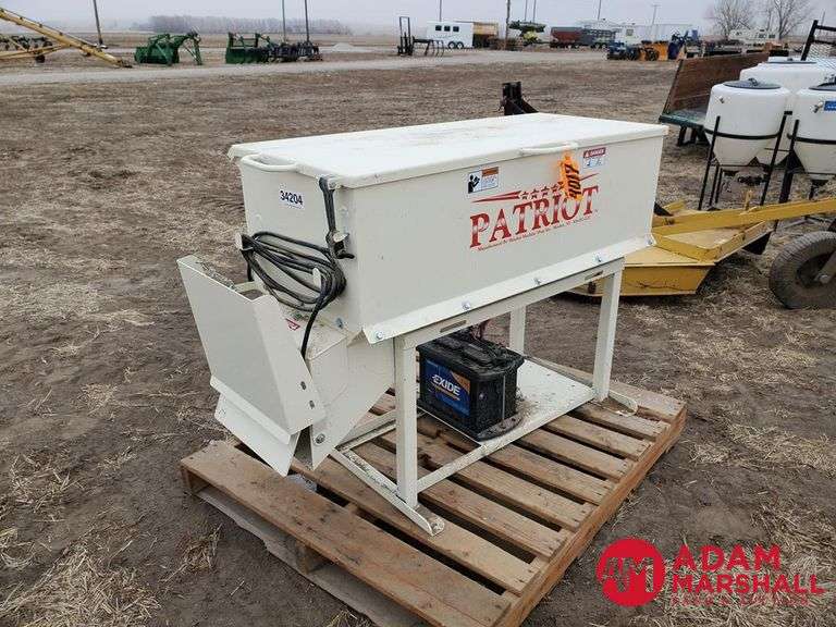 Patriot 250 Cube Feeder For UTV - Adam Marshall Land & Auction, LLC