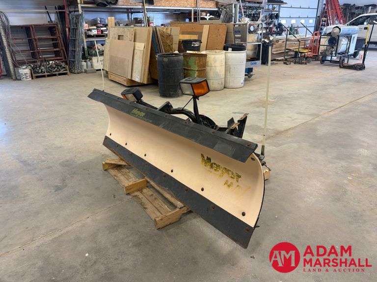 Meyer / Diamond Snow Plow- 7FT 6IN - Adam Marshall Land & Auction, LLC