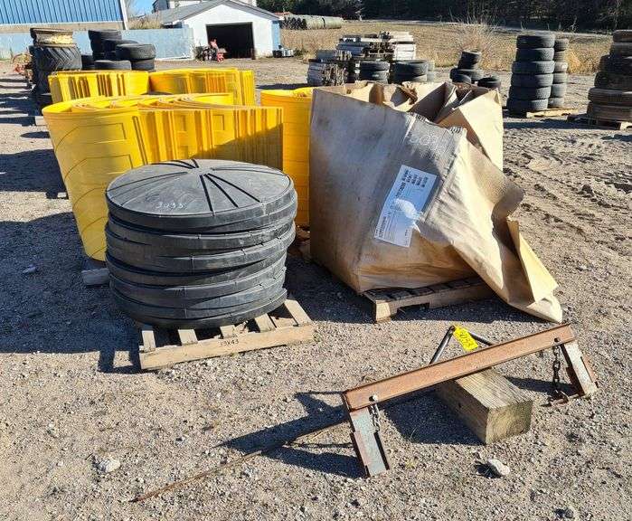 Fitch "Crash Barrels" Universal Module System and Lifting Beam - Adam Marshall Land & Auction, LLC