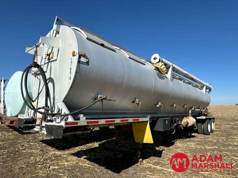 2005 Warren Bulk Feed Trailer - 36FT - Adam Marshall Land & Auction, LLC