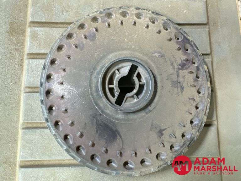 (12) John Deere Standard Corn Disks - Adam Marshall Land & Auction, LLC