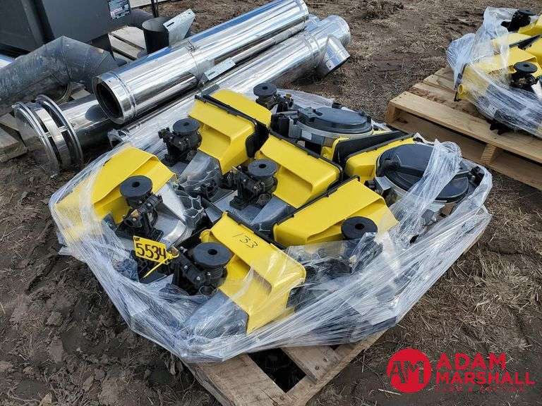 (8) John Deere ME5 Seed Meters w/ Row Clutches - Adam Marshall Land ...