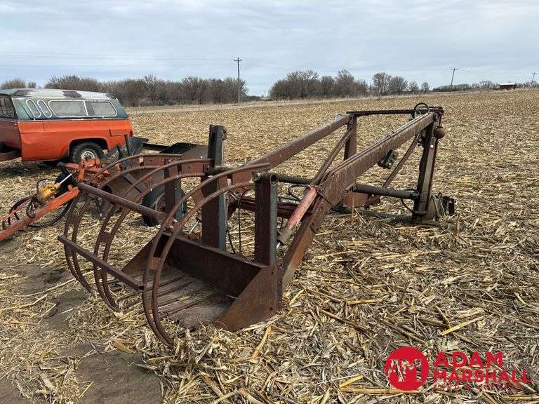 Lion Work Wizard Loader - Adam Marshall Land & Auction, LLC