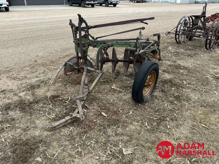 John Deere Disc Plow - Adam Marshall Land & Auction, LLC