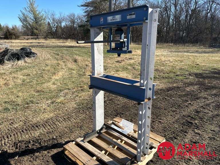 OTC 1824 Hydraulic Press - Adam Marshall Land & Auction, LLC