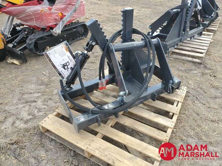Unused Land Honor Hydraulic Post Puller - Adam Marshall Land & Auction, LLC