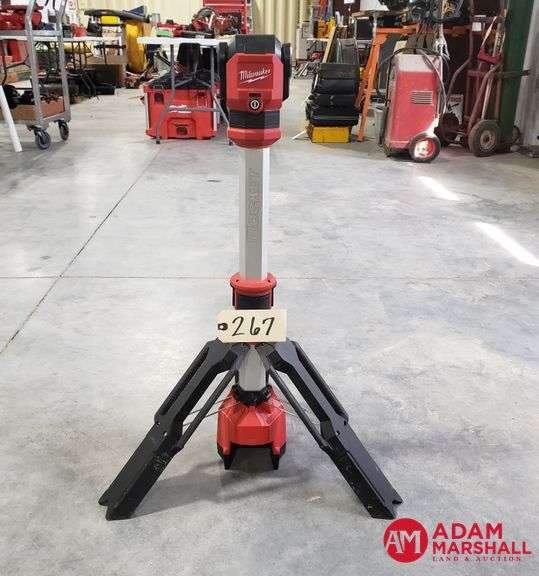 Milwaukee 2132-20 M12 12v Rocket Dual Power Tower Light, Folding Legs ...