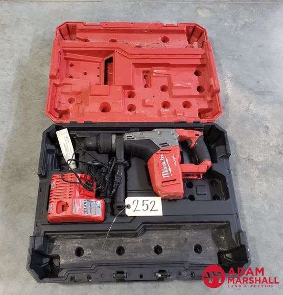 Milwaukee Fuel 2717-20 18v Rotary Hammer, M12/M18 Charger, Hard Case ...