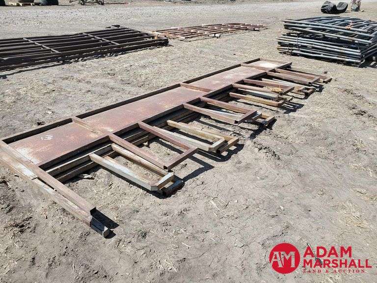 (3) Open Top Feed Panels - Adam Marshall Land & Auction, LLC