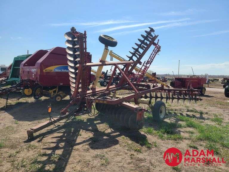 Krause 1580 Disk - 18FT - Adam Marshall Land & Auction, LLC