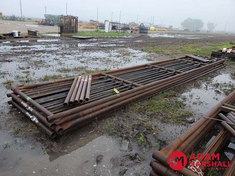 (5) Free Standing Panels - Adam Marshall Land & Auction, LLC