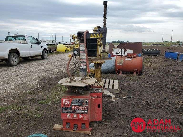 Ranger Next Gen R980XR Tire Changer - Adam Marshall Land & Auction, LLC