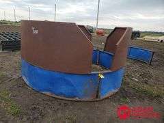 Priefert Modified Hay Feeder - Adam Marshall Land & Auction, LLC