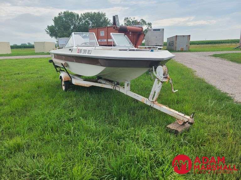 1977 Thunder Craft Tri-Hull Boat - 15FT - Adam Marshall Land & Auction, LLC