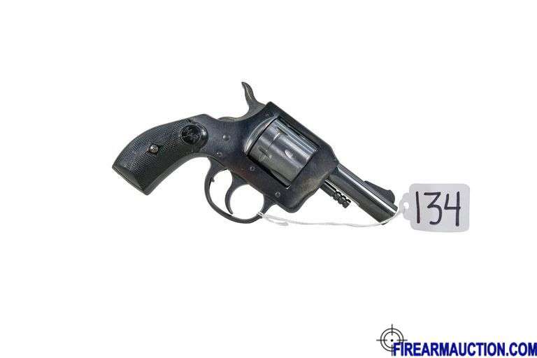 H & R Model 732 Revolver - 32 S&W L - SN: AX199737 - FirearmAuction.com LLC