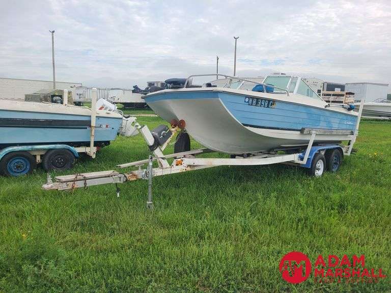 Crestliner Tri-Hull Boat - 17FT - Adam Marshall Land & Auction, LLC