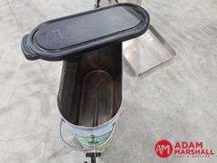 BUNN Iced Tea Brewer and Accessories - Adam Marshall Land & Auction, LLC