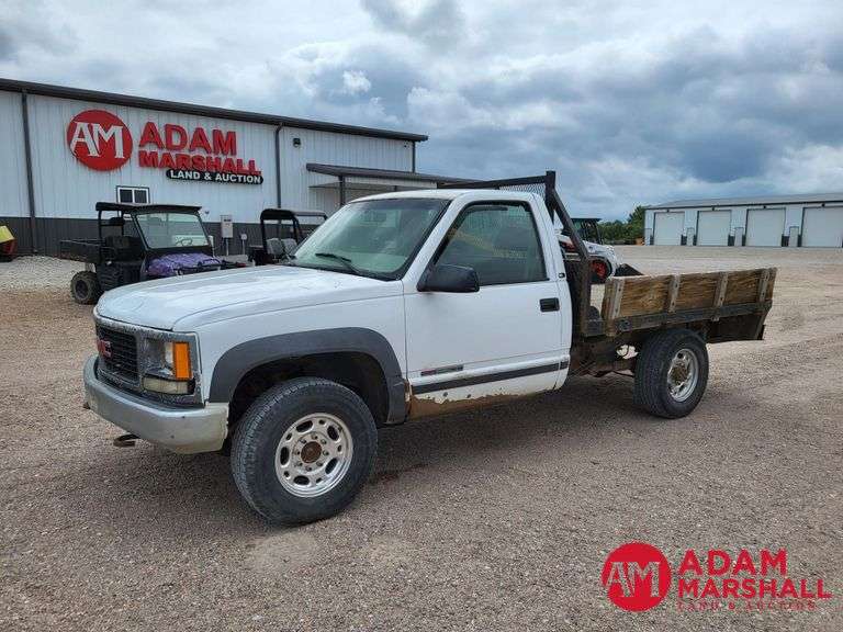 2000 GMC Sierra 3500 Pickup - Gasoline - Adam Marshall Land & Auction, LLC