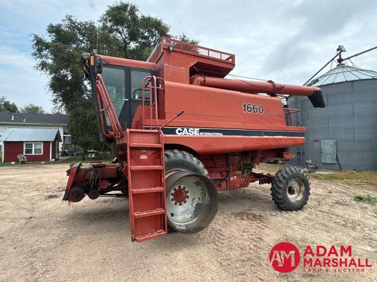 Case IH 1660 Combine - Adam Marshall Land & Auction, LLC