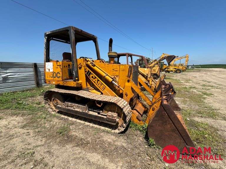 1981 Case 1150C Crawler Loader - Adam Marshall Land & Auction, LLC