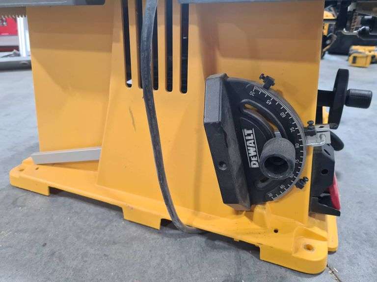 DeWalt DW745 Table Saw with Adjustable Fence - Adam Marshall Land & Auction, LLC