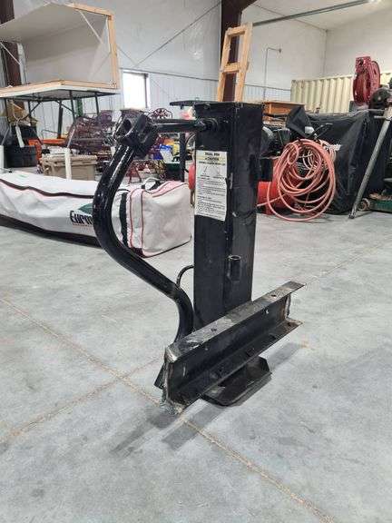 Heavy-Duty Dual Pin Spring Loaded Drop Leg Jack - Adam Marshall Land ...