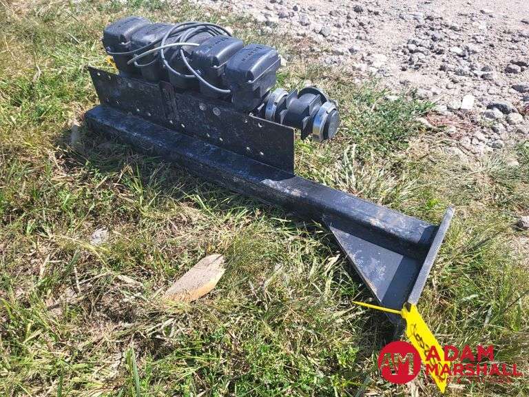 (1) Raven 5-Section Manifold Boom Valve w/ Planter Mount & Pressure ...