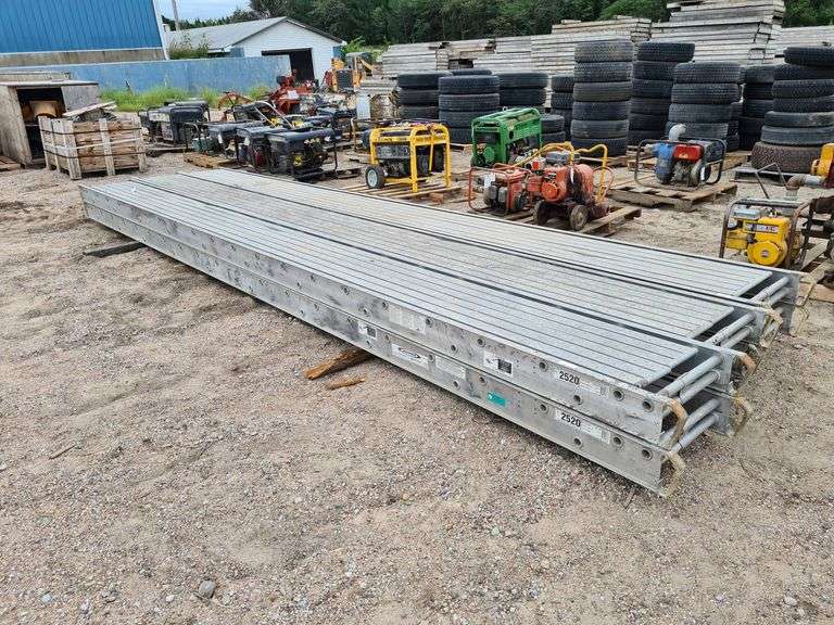 (2) Werner Model 2520 Task-Master Aluminum Scaffolding Stages, 20 ft ...