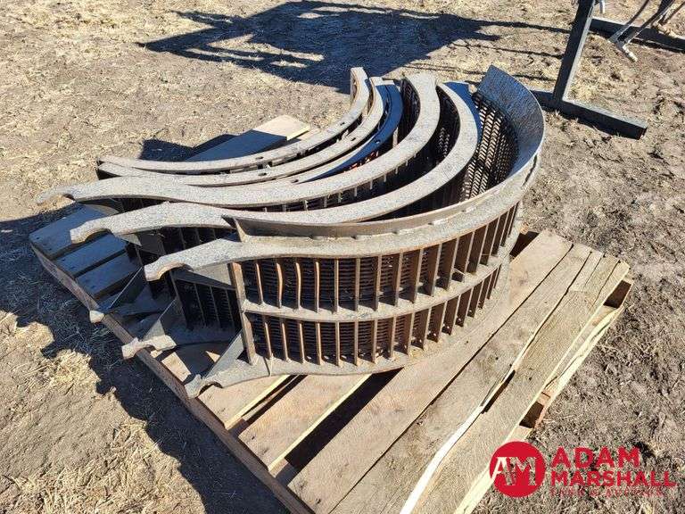 (6) Case IH Concaves/Grates - Small Grain - Adam Marshall Land ...
