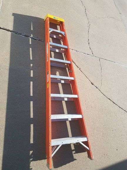 Bauer Corporation Fiberglass Step Ladder - Adam Marshall Land & Auction ...