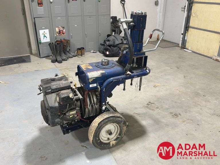Graco GH 733 Gas Hydraulic Sprayer - Adam Marshall Land & Auction, LLC