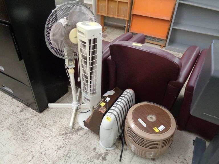 1 LOT-FANS & HEATERS - Matthews Auctioneers