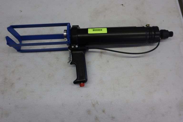 Pneumatic Dual Cartridge Epoxy Applicator Gun - Matthews Auctioneers