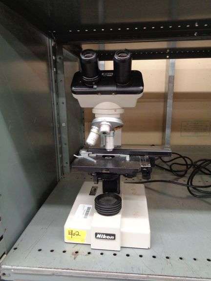 1 EACH-NIKON MICROSCOPE - Matthews Auctioneers
