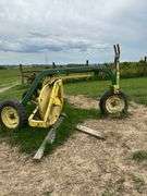 John Deere Hay Rake - Matthews Auctioneers