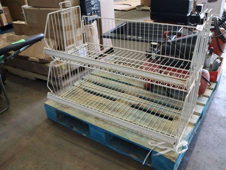 2 tier wire rack - Has been used - Matthews Auctioneers