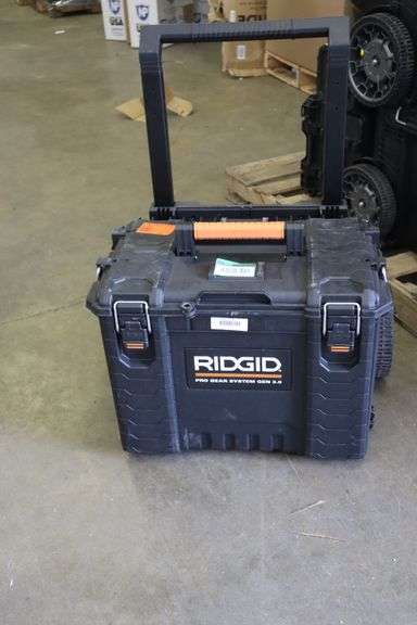 Ridgid pro gear system 2.0 rolling tool box - Matthews Auctioneers