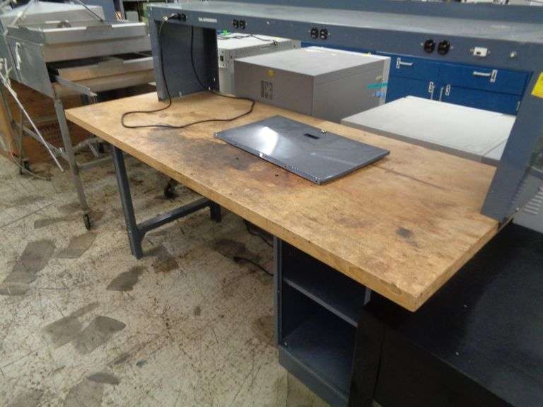 1 EACH-LAB BENCH - Matthews Auctioneers